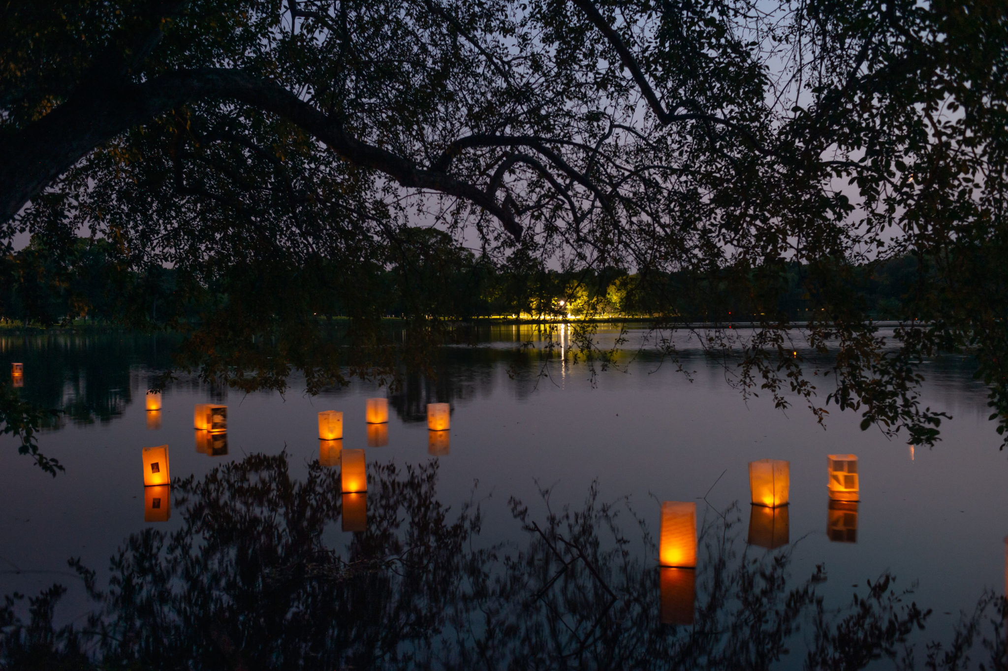 Lakewood’s Annual Lantern Lighting Celebration a welcoming, reflective ...